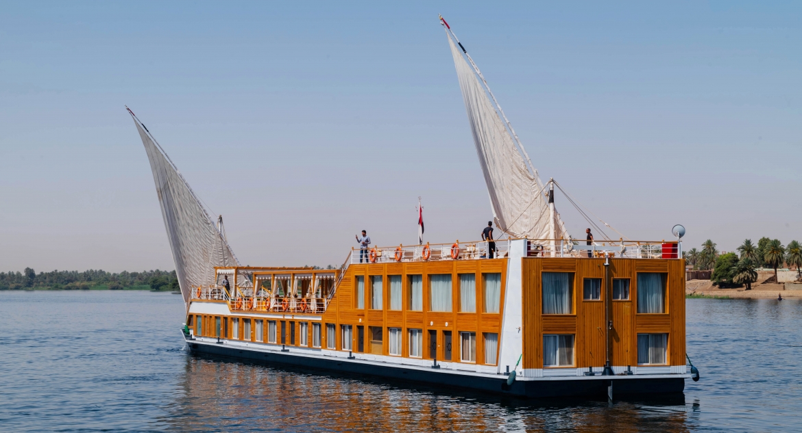 home Dahabeya Queen ANAT